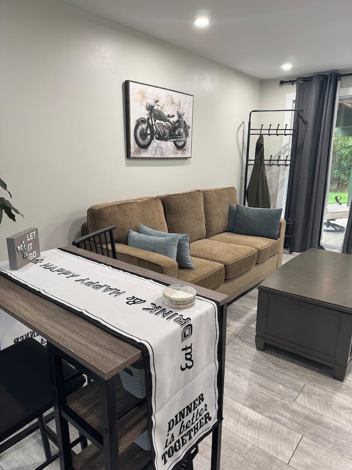Rnr Airbnb. 1 Bed 1 Bath. Pet Friendly. - プリンス・ジョージ