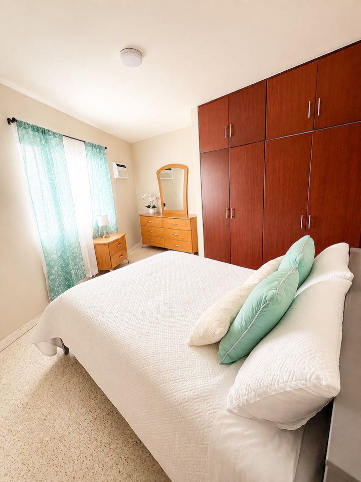 Modern 2br Near Airport, Stadium A/c & Fast Wi-fi - Palmira