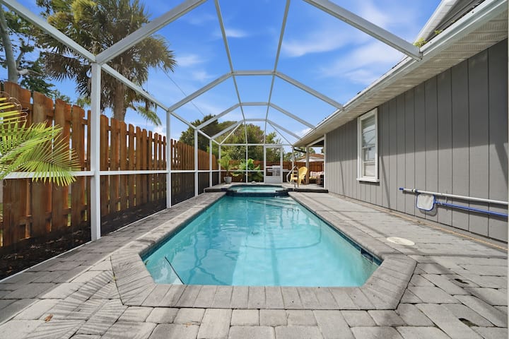 Turtle Knob Retreat - Vero Beach, FL