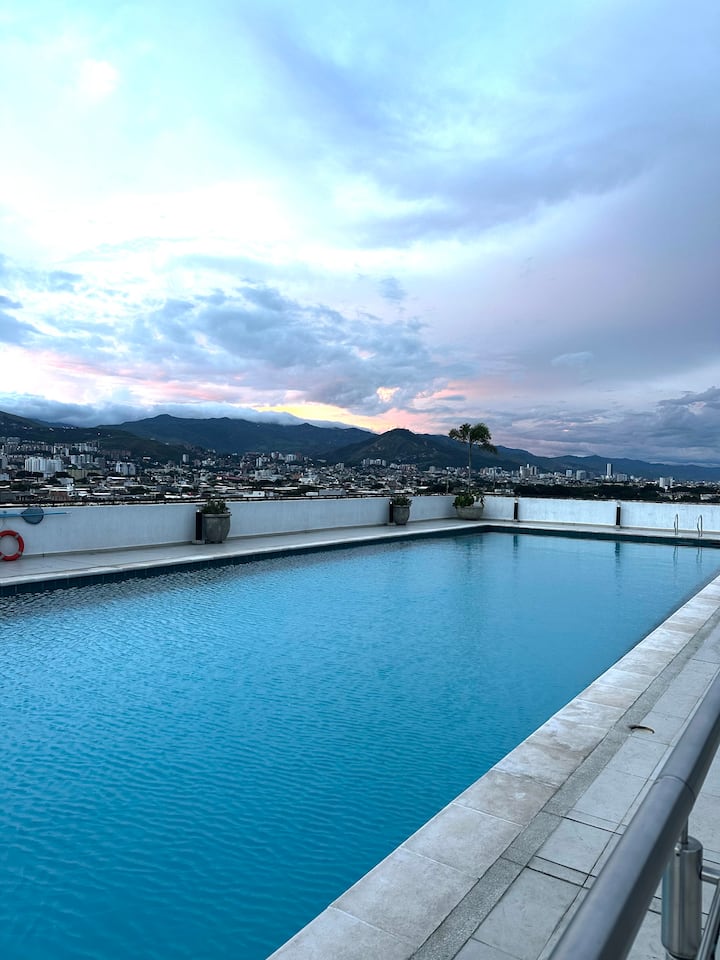 Apartamento Con Hermosa Vista Aire Acondicionado - Cali