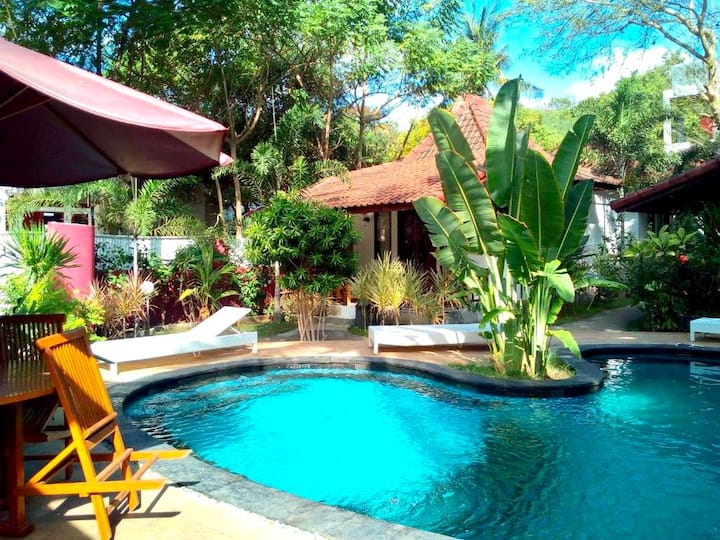 Banana Leaf Resort 8 Pax 4 Room - Gili Islands