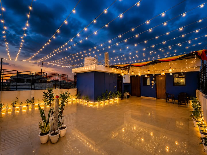 Private Rooftop Stay With Terrace | World Street - Faridabad