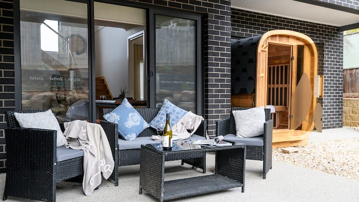 Sakura Lodge In Daylesford Victoria - Hepburn Springs