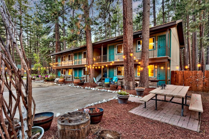 Tahoe Studio Suite | Walk To Lake + Near Heavenly - South Lake Tahoe, CA