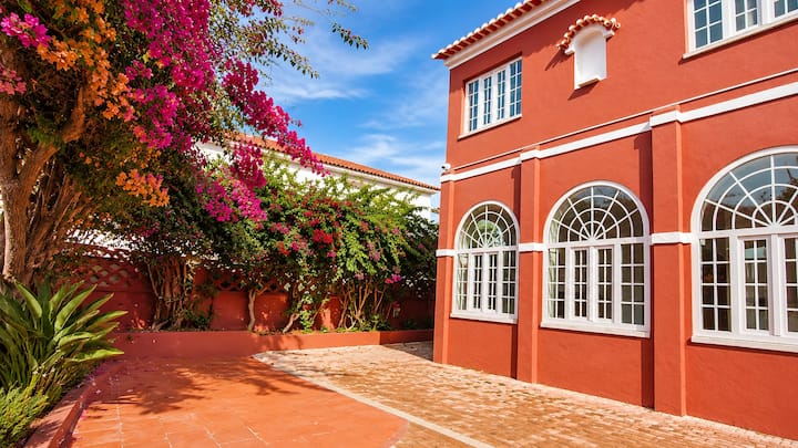 Vila Olivença 8br Duplex For 17, By Timecooler - Costa da Caparica