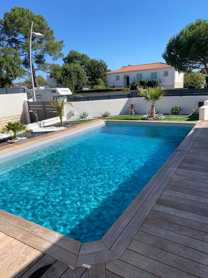 Villa Climatisé Piscine à 200 M De La Plage - Royan