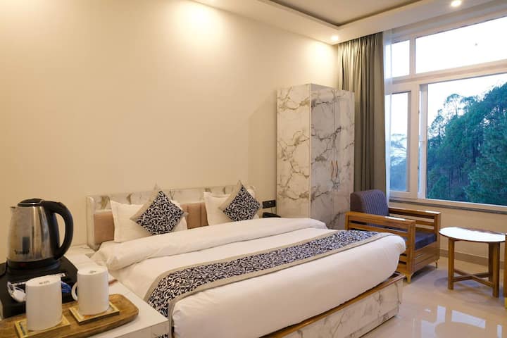 Shikhar Homestay - Deluxe Room - Lansdowne, India