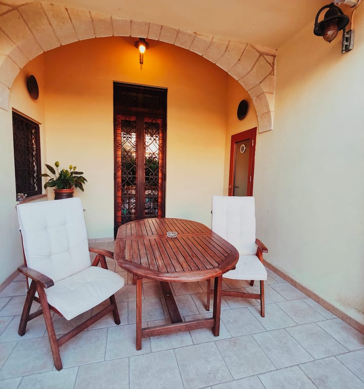 Sari Evi - Otranto