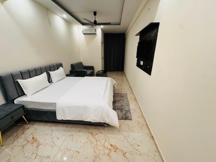 Emerald Signature Offer Premium Serviced Apartment - Bengaluru