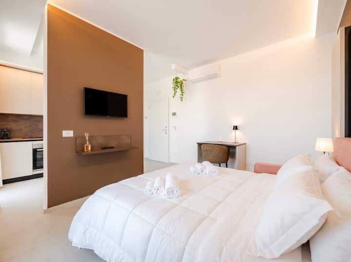 The Essential Suite V With Private Parking - Bari