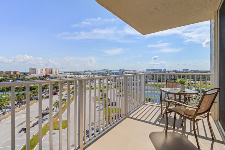 Ocean View, Heated Pool, Tennis -Beach You To It - Fort Myers Beach, FL