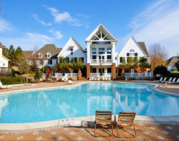 Luxury 1-bedroom Estate | Premium Villa - Machicomoco State Park, Hayes