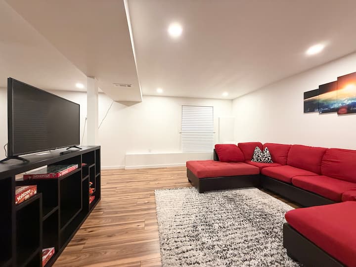 Large House /Deck / Ac - Redmond, WA