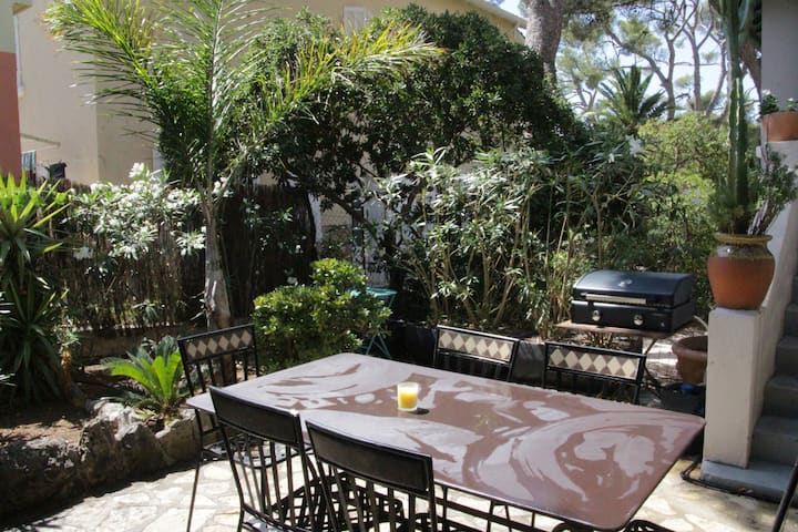 Appart T2 Avec Terrasse Et Jardin - Portissol - Sanary-sur-Mer