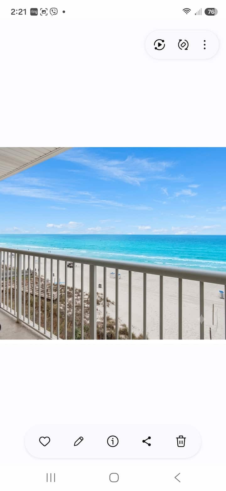 New-studio-beachfront-5 Pools-hot Tubs-4-floor - United States
