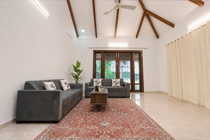 The Sunlit Nest 5 Bhk Villa In Hebbal - Bangalore