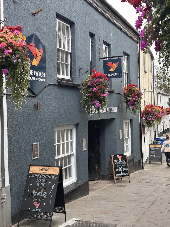 Patch B&b - Appledore