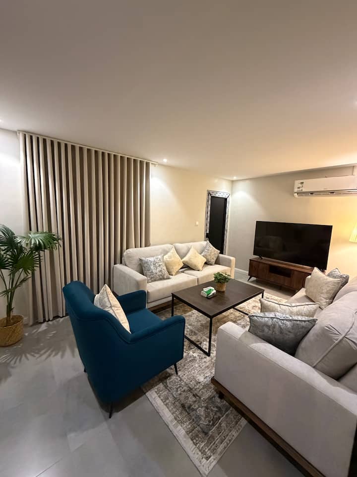 شقة غرفة وصالة حي السلامة Bedroom & Livingroom Apt - Jeddah