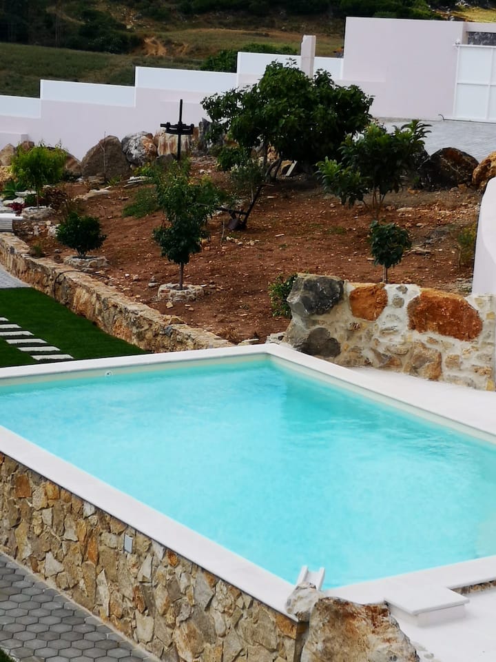 Feather House Adega - Lourinhã
