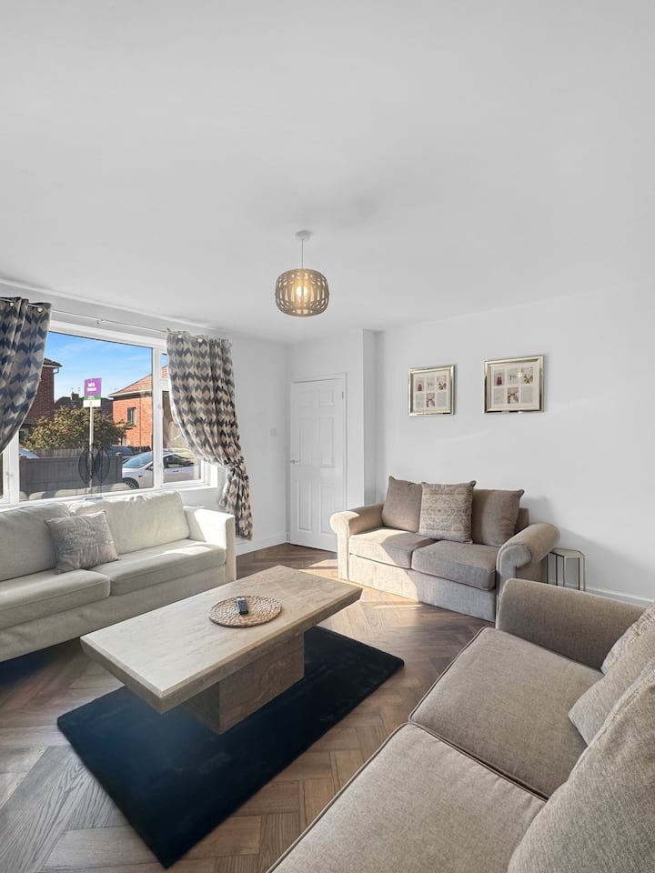 Sleeps 10 4 Bed Ripley With Garden & Driveway - Matlock