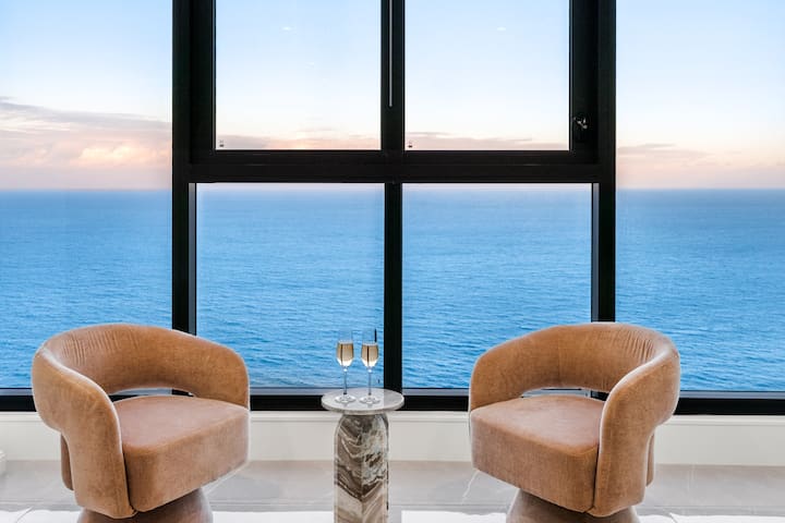 The Mojo Ocean Suite Sixty-sixth Floor, Meriton - Gold Coast