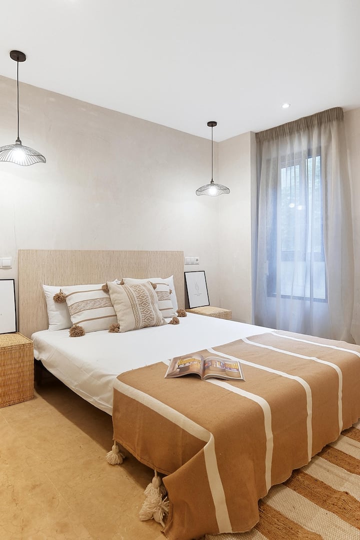 Elegant City Living / Modern & Cozy - Alicante