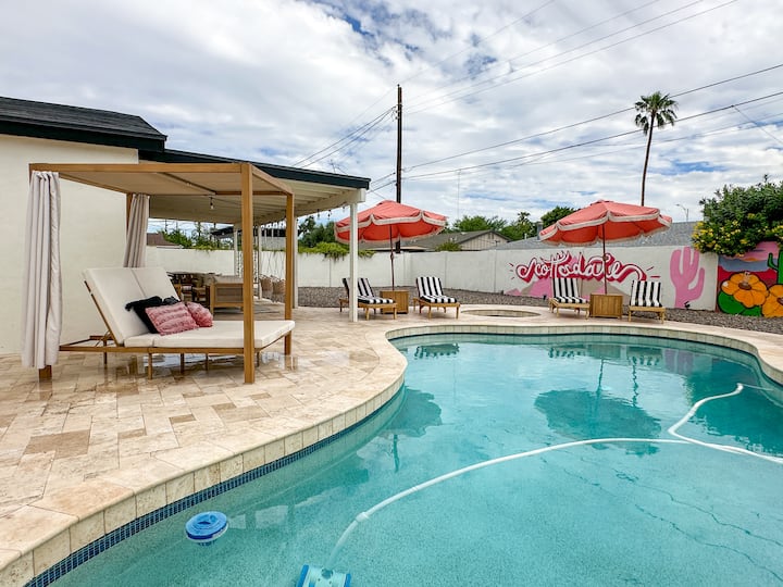 Resort-style Oasis Near Old Town Scottsdale - Scottsdale, AZ