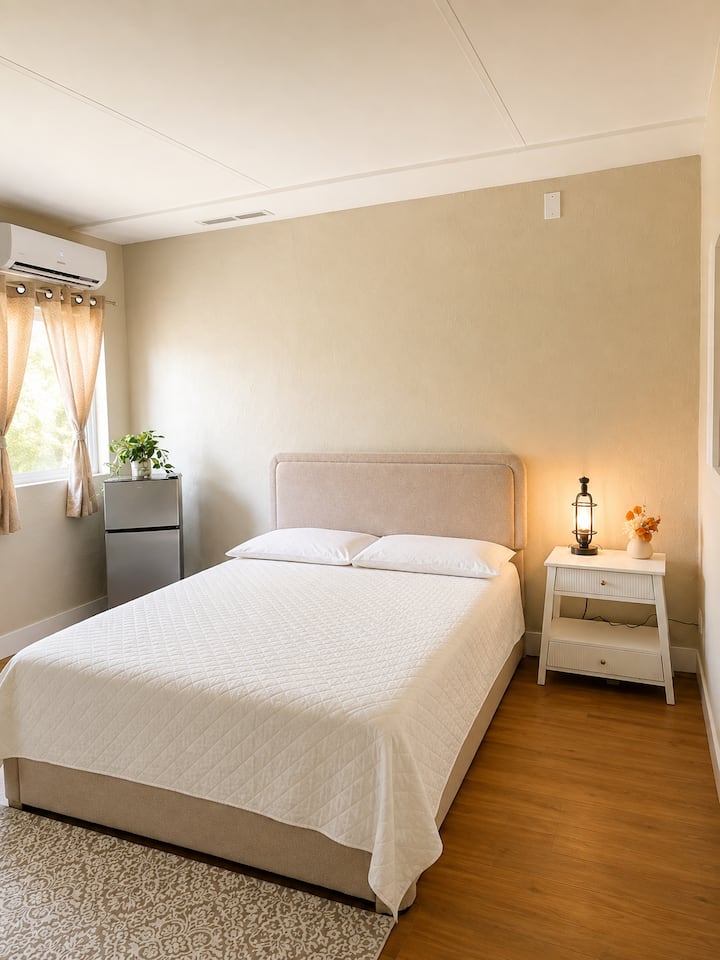 Tropical Escape Suite, Private Entrance & Parking. - Miami, FL