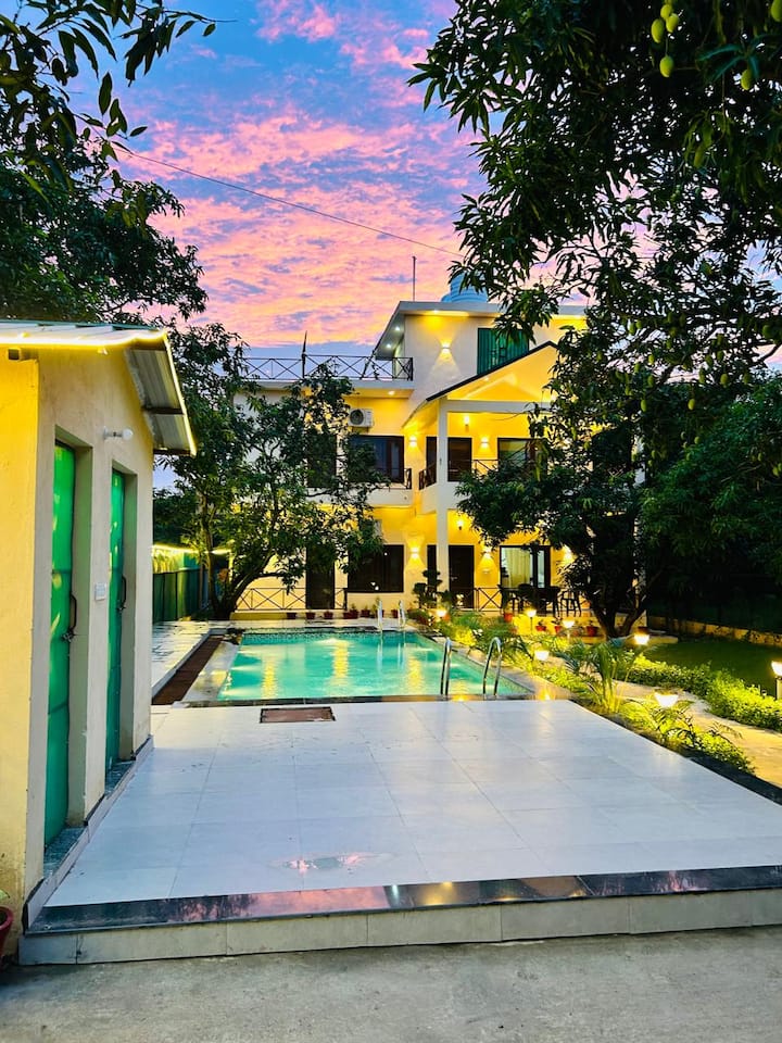 Serene Retreat: Private Pool, Fresh Mountain Air - Ramnagar