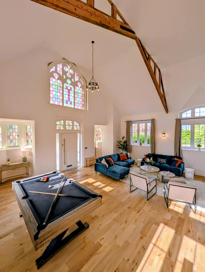 The Sanctuary | Hot Tub | Dog Friendly | Sleeps 10 - Masham