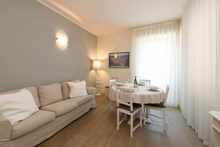 Comfort And Style In The Historic Core - Desenzano del Garda