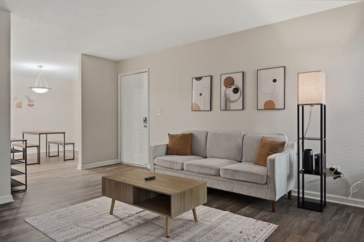 Modern 2br/2ba Near Downtown Birmingham - Birmingham, AL