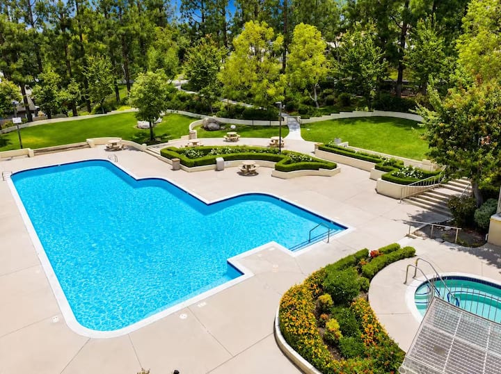 New 1br | Private Entry | Pool & Hot Tub Access - Rancho Cucamonga, CA