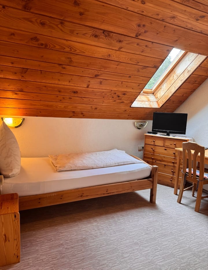 Pension Gemsennest - Einzelzimmer "Wieselnest" - Feldberg