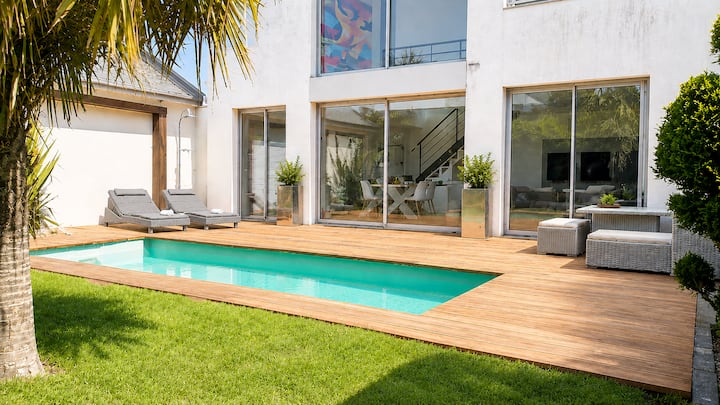 Rare Dans La Région. Villa Moderne Avec Piscine - Meudon