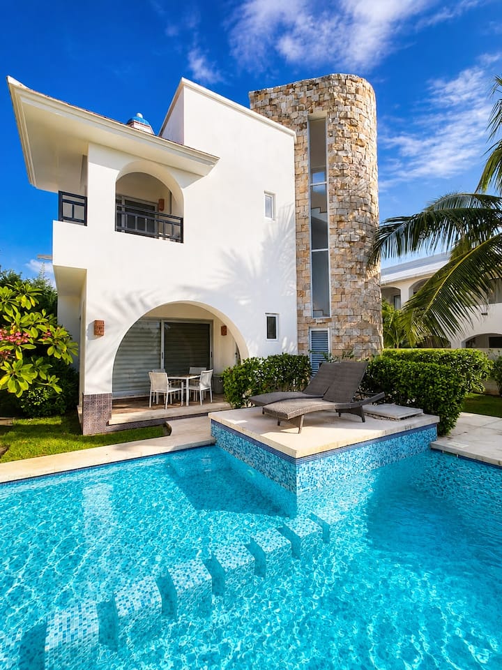 Casa De La Risa La Diosa & Beach Club Included - Isla Mujeres