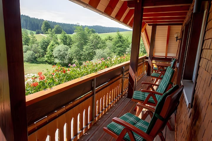Ferienwohnung Kamille Bergblick - Titisee-Neustadt