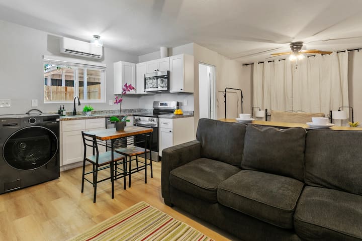 Pet-friendly Casita | Private Yard + Parking - Phoenix, AZ