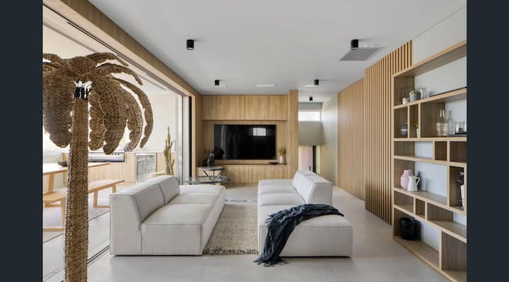 Absolute Beach Front - Burleigh Gem - Gold Coast