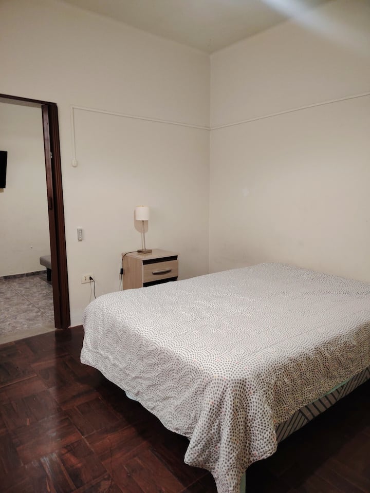 Minidepartamento Céntrico En Primer Piso. - Perú