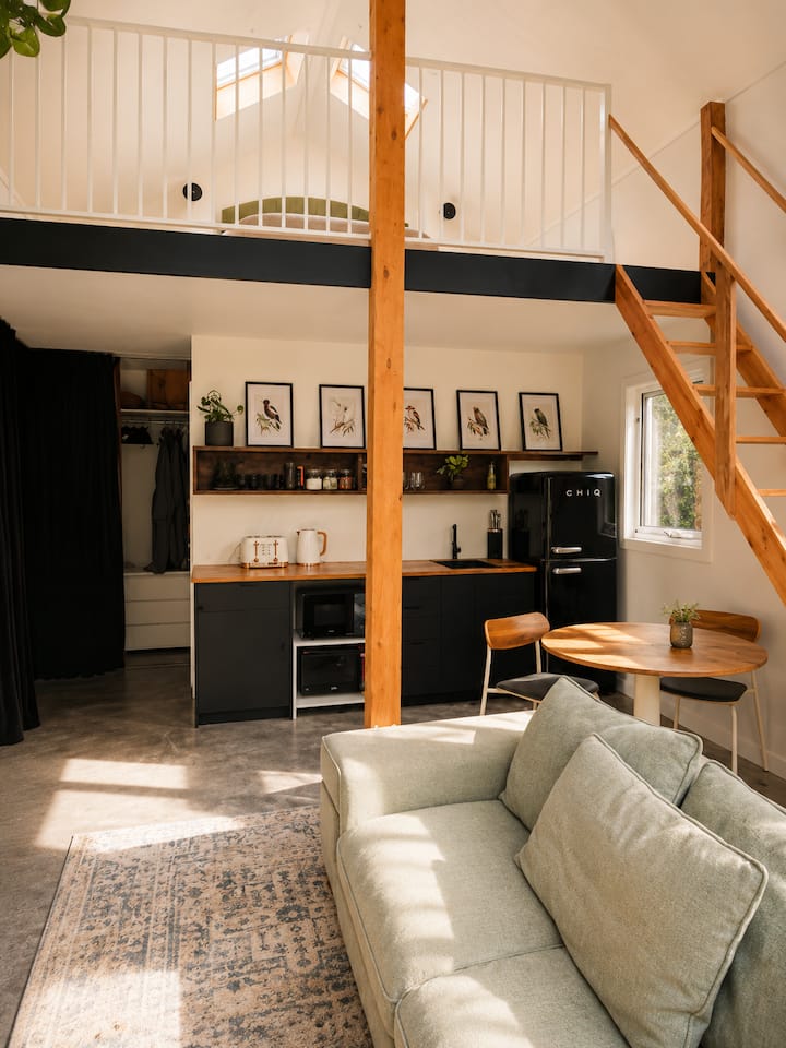 Tree Top Loft Retreat - Mornington