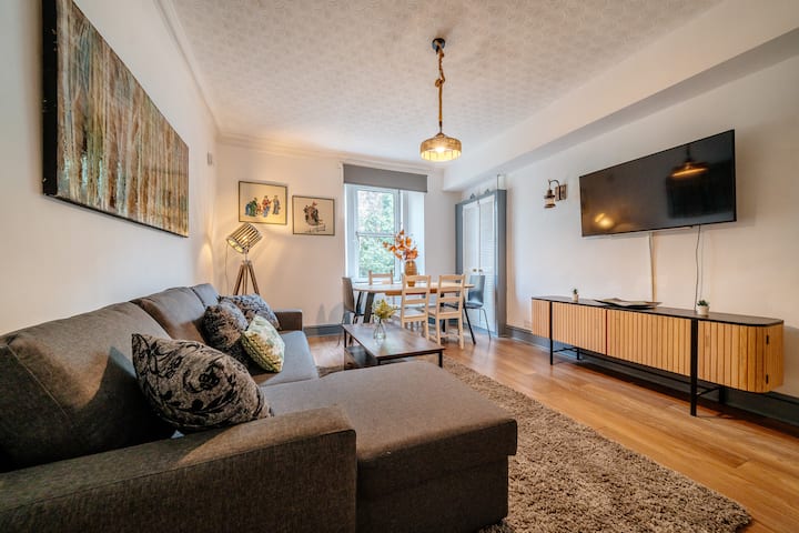 Wee Thistle Den  Sleeps 5, 3 Beds, Central - Edinburgh, UK