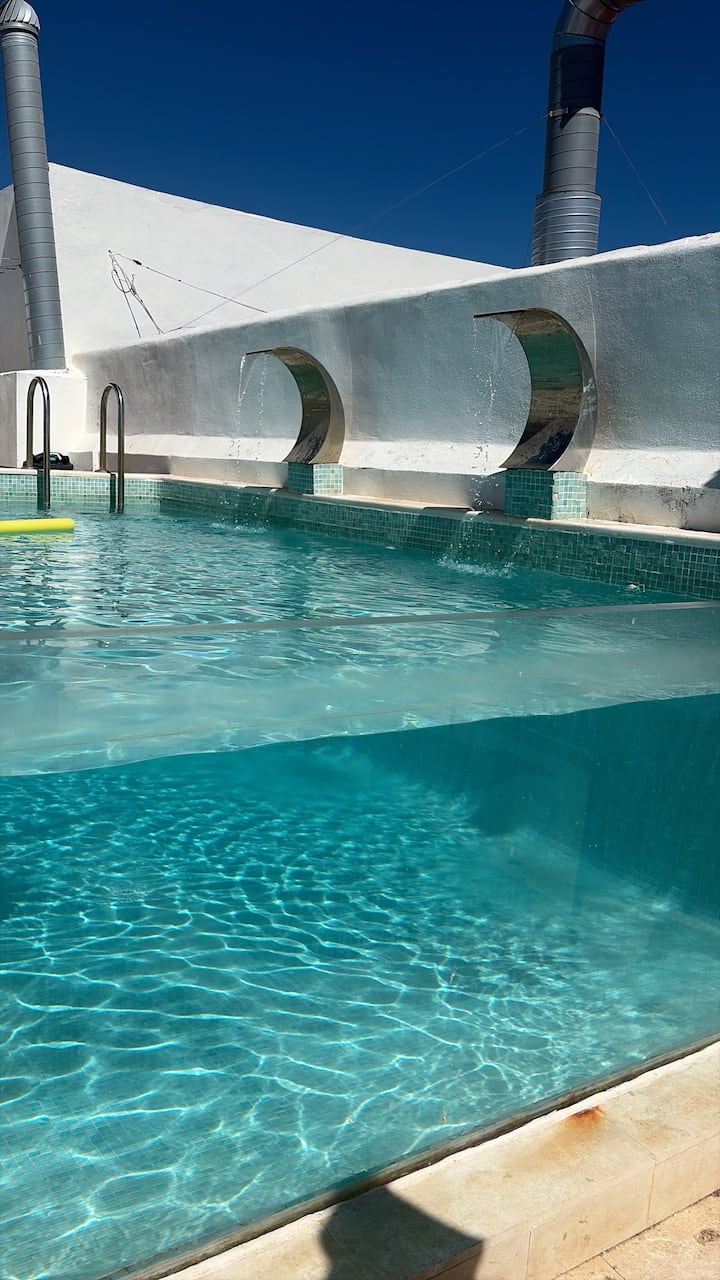 Luminoso Piso Con Balcones Y Piscina En La Azotea - Cadix