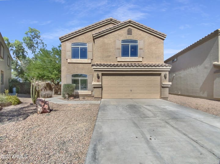 Maricopa Desert Getaway Modern & Spacious - Maricopa, AZ