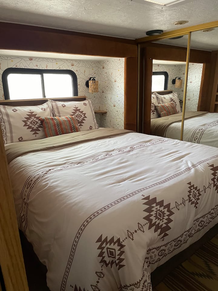 An Affordable Stay And Pet Friendly Too! - Camp Verde, AZ