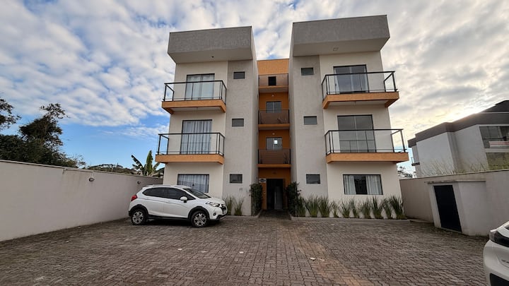 Apartamento Térreo A 450 Metros Da Praia - Itapoá
