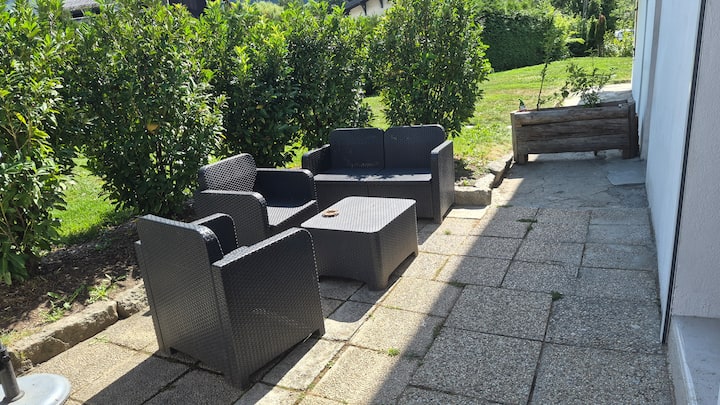 Charmant Appartement Avec Terrasse Privative - Sallanches