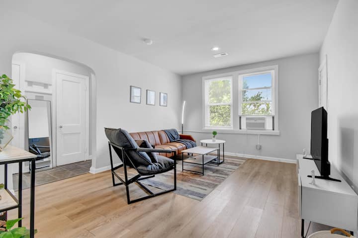 Comfortable 1br In Se Dc - Washington, D.C.