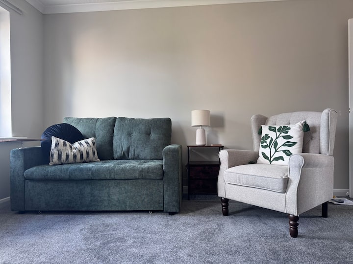 Hodgson Close, Town Centre, Free Parking - Bowness-on-Solway