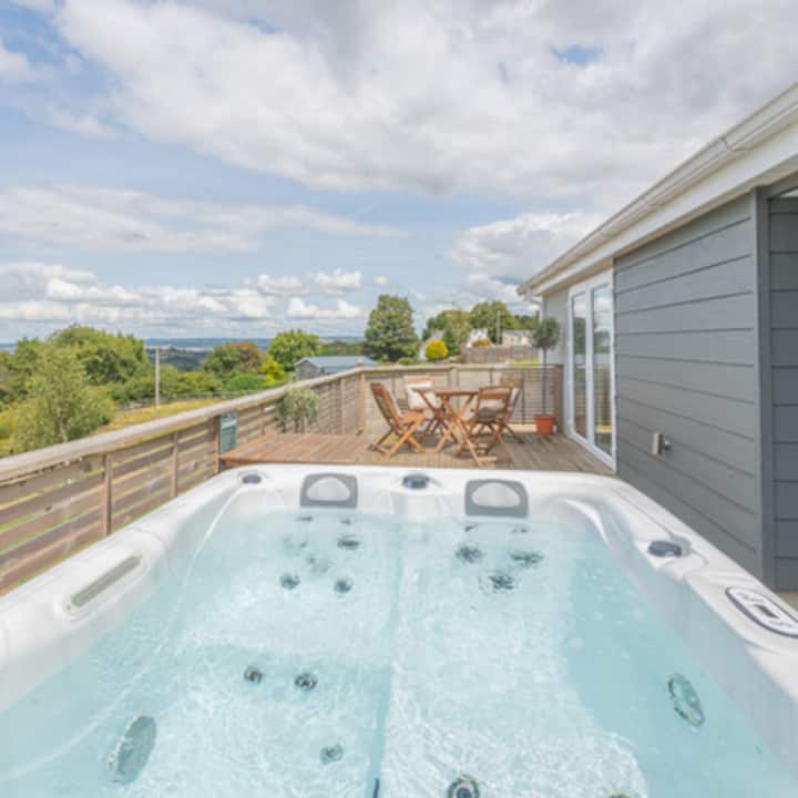 Retreat Is Peaceful With Stunning Views - Ashburton, UK